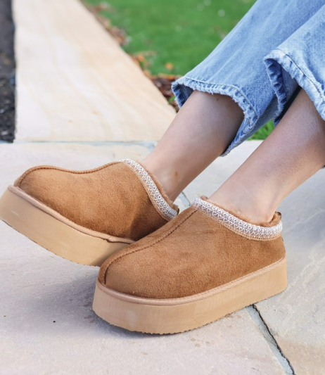 Simply Southern Slipper Platform Dupe | Hannah Rae's Southern Boutique
